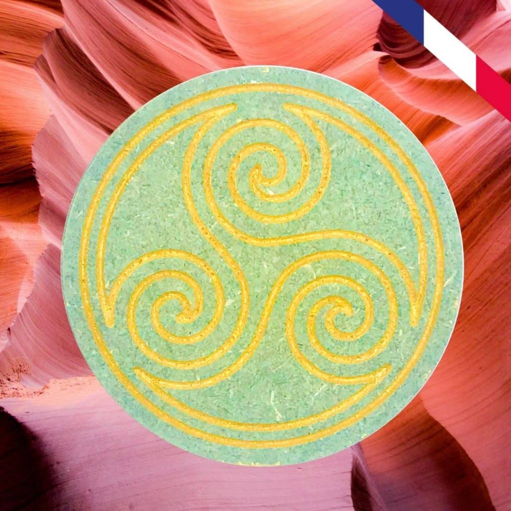 Signification du Triskel, origines et propriétés de la forme | Vibratis